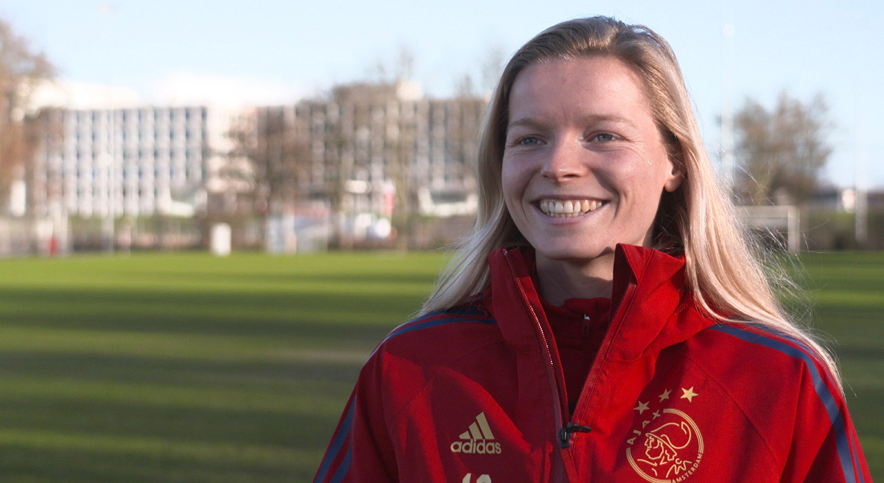 Ajax Vrouwen klaar voor hervatting competitie: 'Kom maar op'