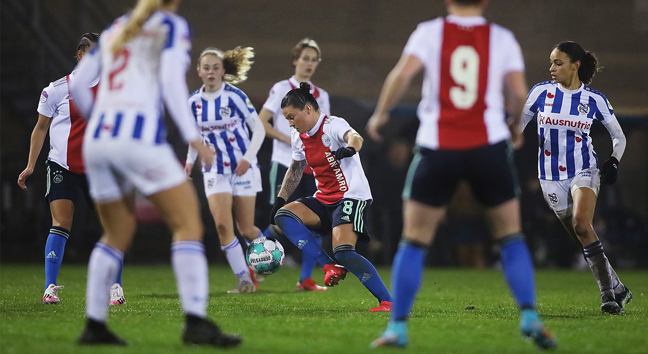 Highlights sc Heerenveen - Ajax Vrouwen | Vier treffers in Friesland
