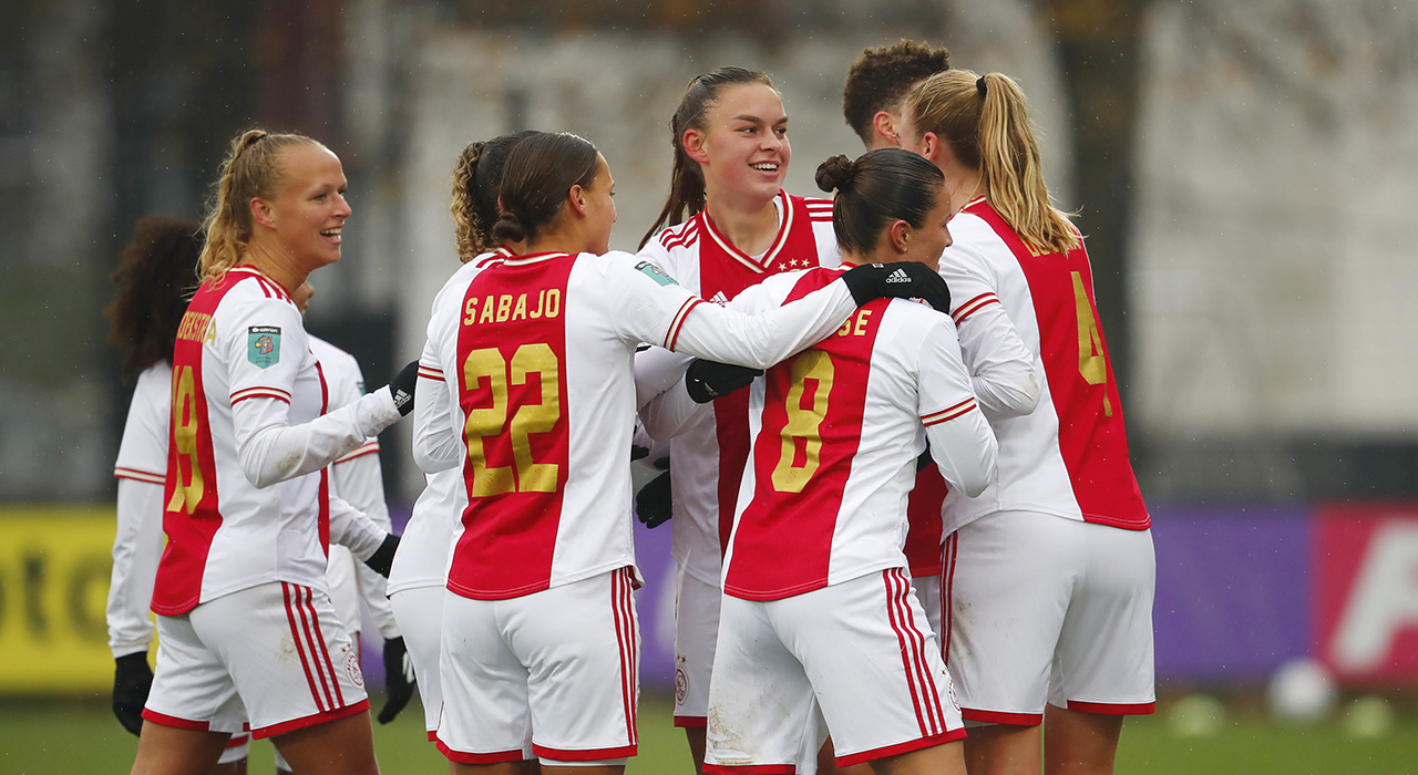 Kaartverkoop tweede seizoenshelft Ajax Vrouwen van start
