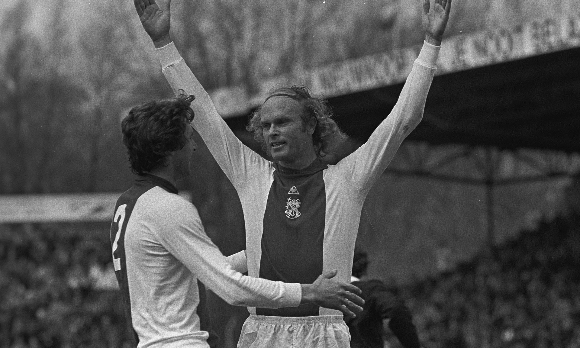 Alders en Ugwu blij met contract: 'Ajax 1 komt steeds dichterbij'