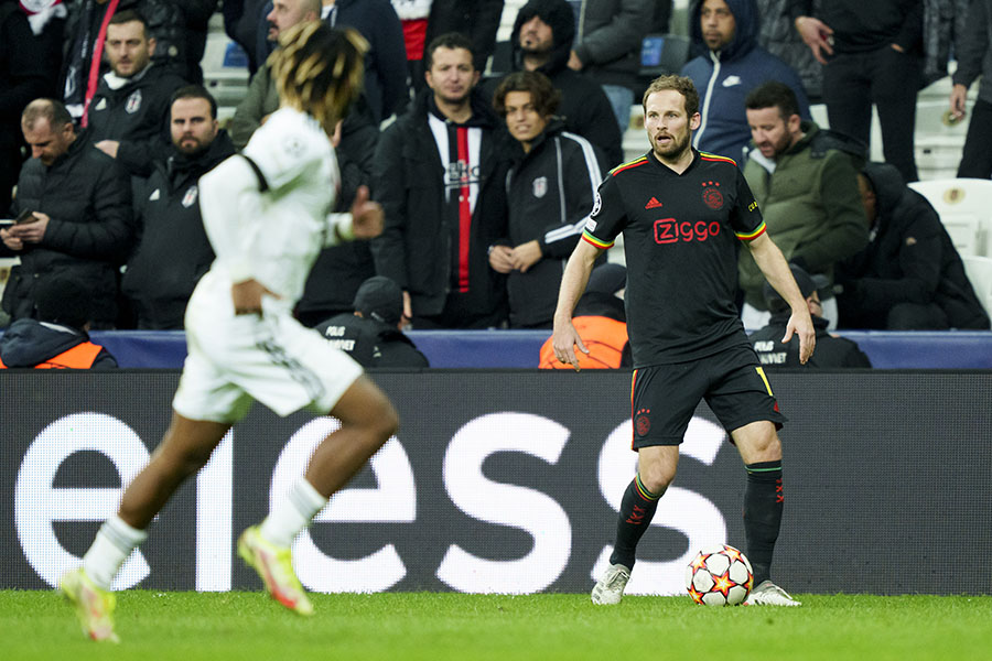 Derde shirt is jongste lid Ajax' shirtfamilie
