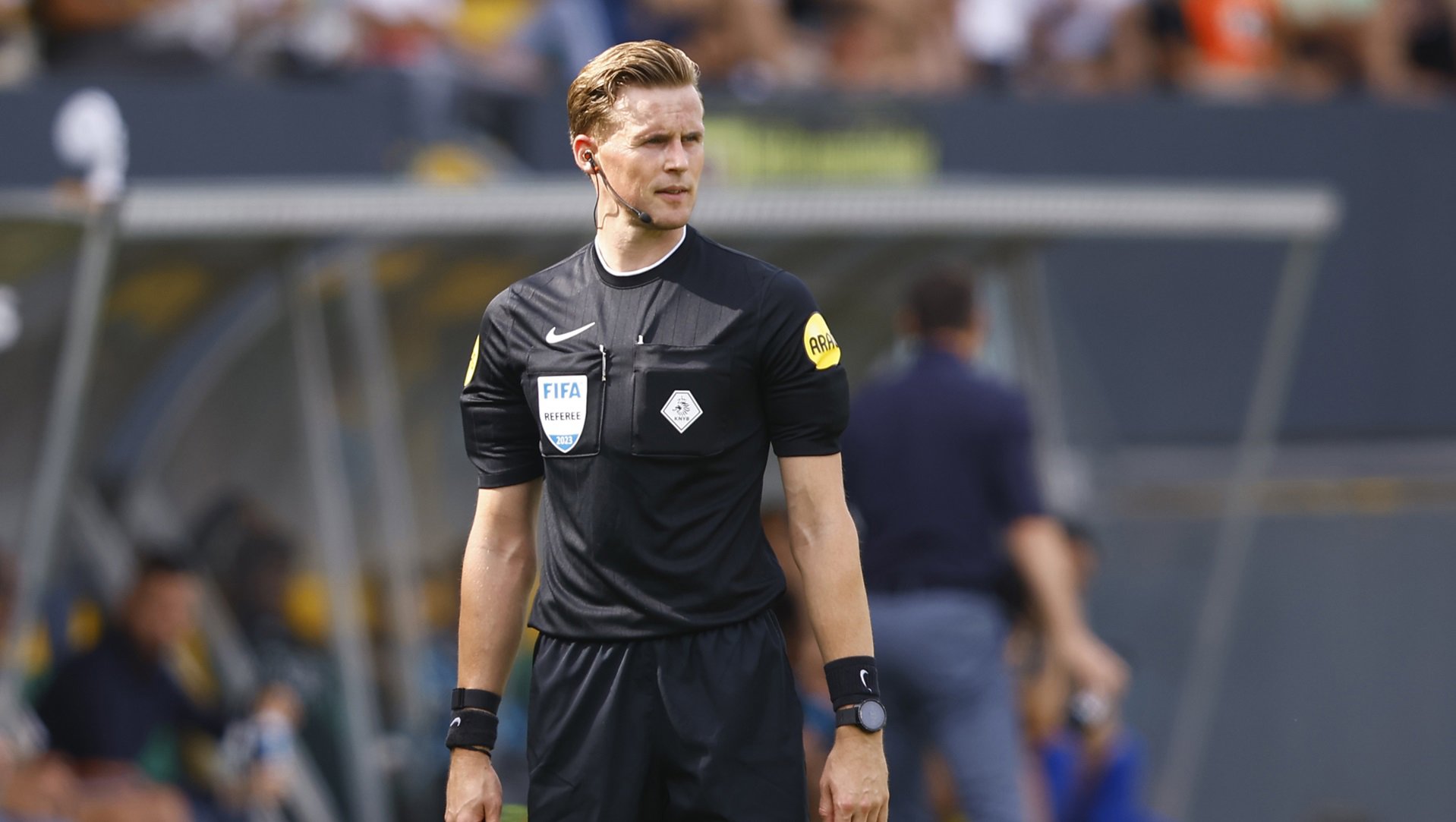 Sander van der Eijk fluit thuisduel met Heerenveen