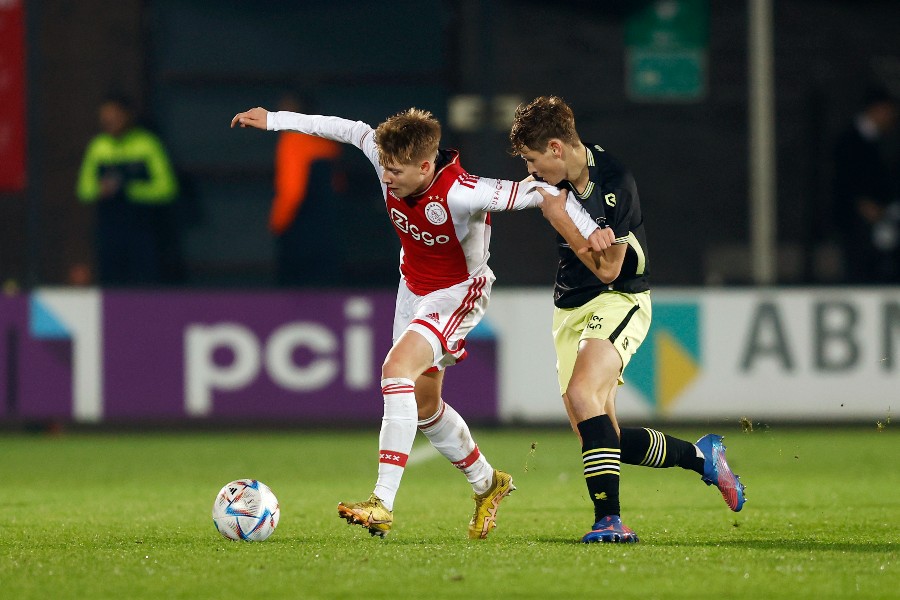 Verslag | Jong Ajax speelt gelijk in doelpuntrijk duel met FC Den Bosch Verslag | Jong Ajax speelt gelijk in doelpuntrijk duel met FC Den Bosch