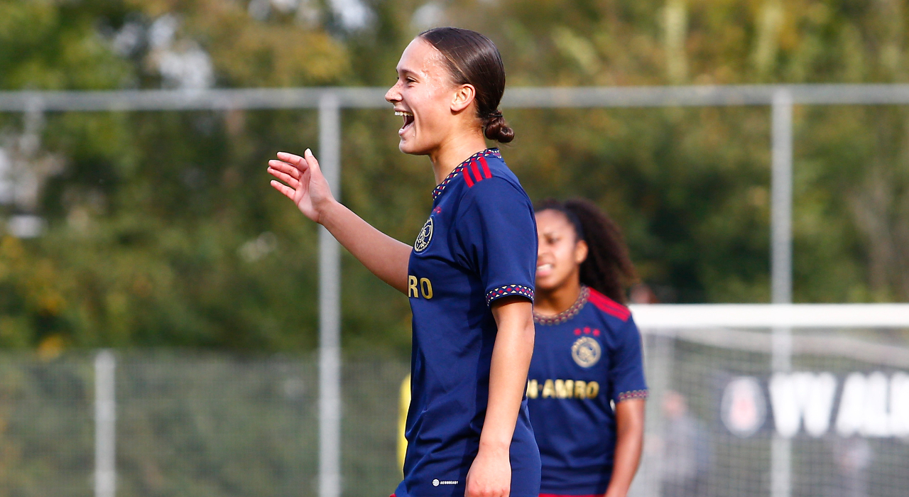 Highlights VV Alkmaar - Ajax Vrouwen | Zes op een rij Highlights VV Alkmaar - Ajax Vrouwen | Zes op een rij