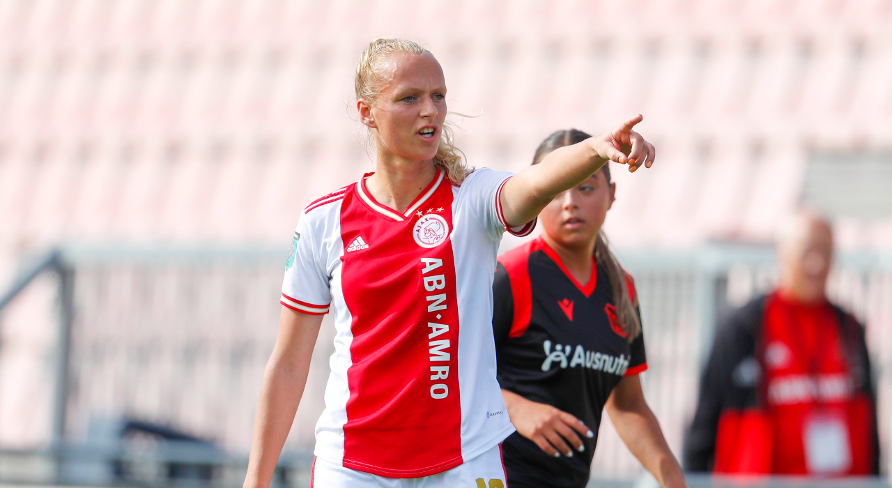 Ajax Vrouwen tegen Excelsior vrijdag live te volgen