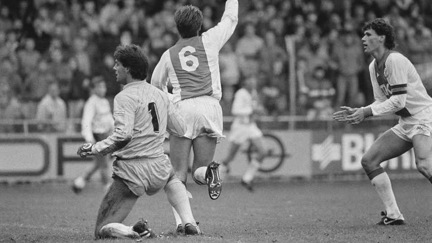 Liveblog | Matchday! Ajax in halve finale beker naar AZ