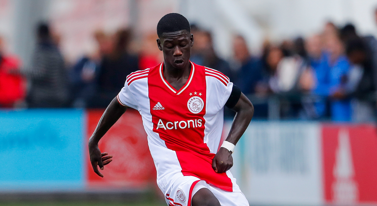 Samenvatting AZ – Ajax O17 | Topper onbeslist