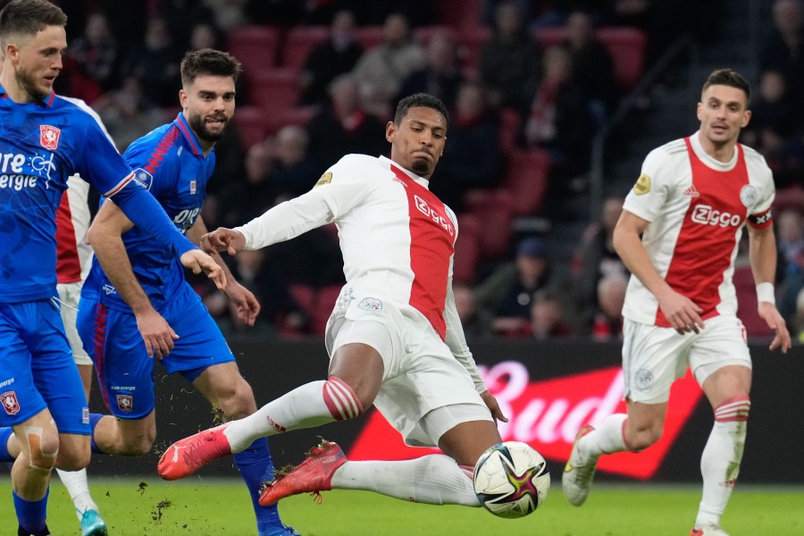 Vijf memorabele edities van Ajax – FC Twente