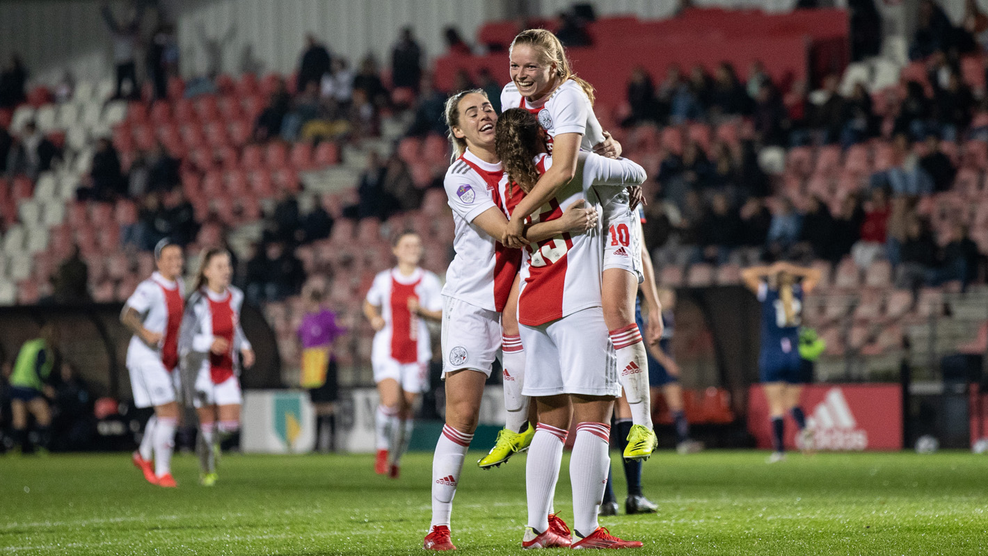 Verslag, highlights en reacties: de mooie zege van Ajax Vrouwen op VV ... Verslag, highlights en reacties: de mooie zege van Ajax Vrouwen op VV ...