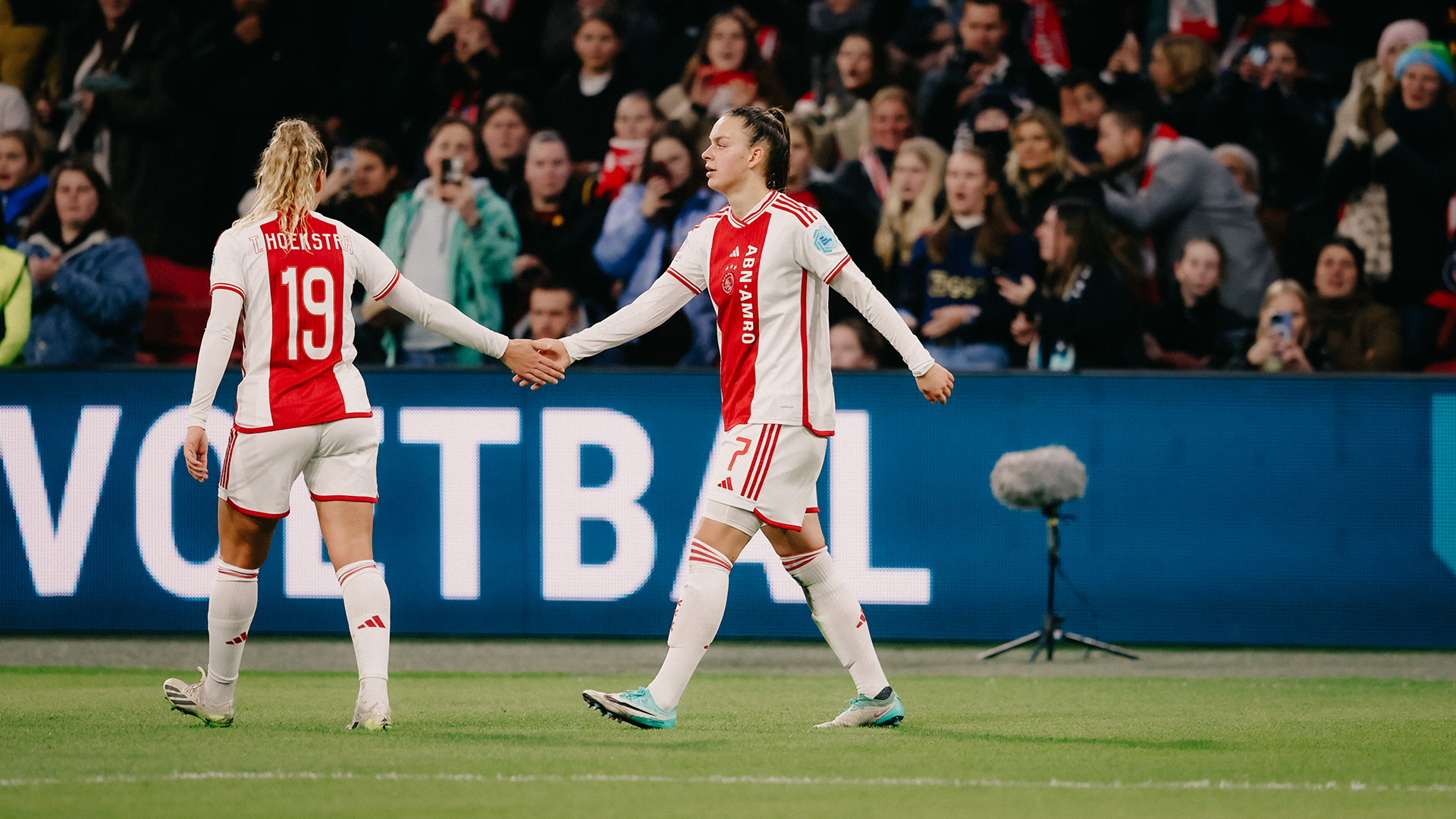 Ajax Vrouwen opnieuw in Johan Cruijff ArenA tegen Feyenoord
