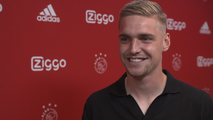 Taylor verlengt contract: 'Basisplek veroveren dit seizoen'